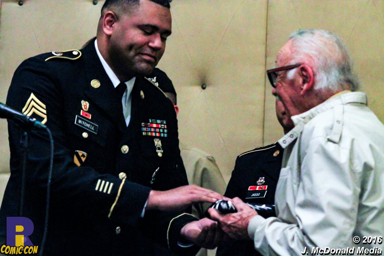 Stan Lee & Joe Sinnott Receive Military Honors at RICC 2016 ...